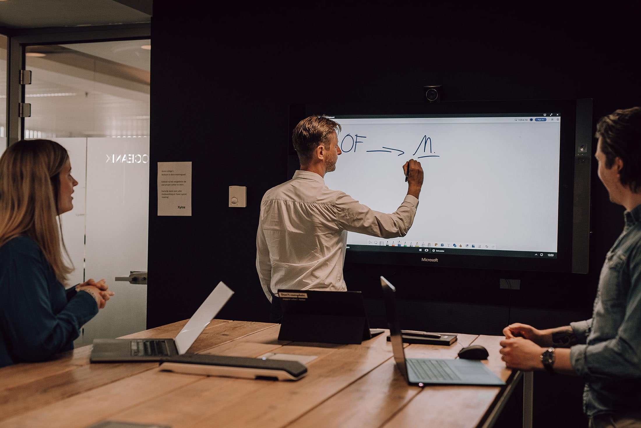 AXA employees boost Microsoft 365 skills | Xylos